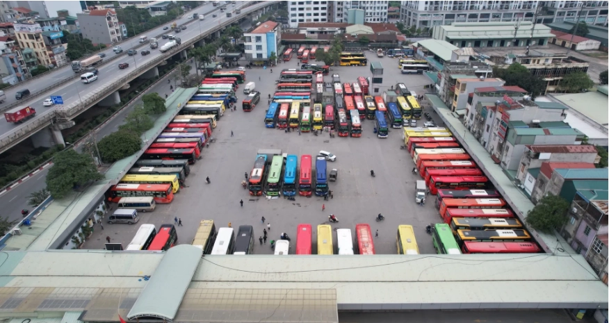 Hà Nội ban hành giá dịch vụ xe ra, vào bến xe ô tô từ 29/4/2025