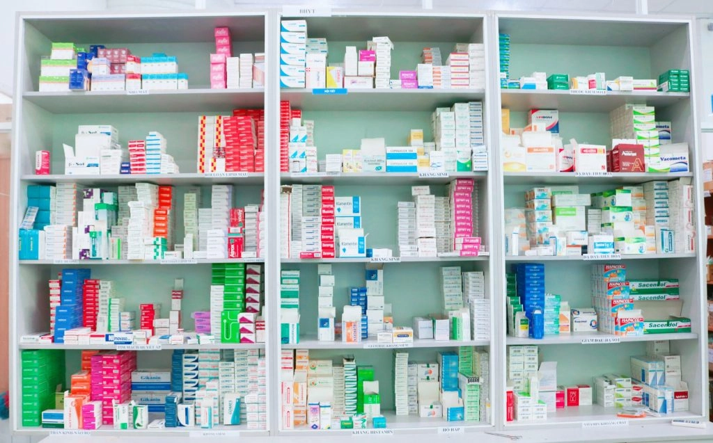 Yêu cầu rà soát hoạt động cung ứng thuốc, thiết bị y tế tại các Bệnh viện